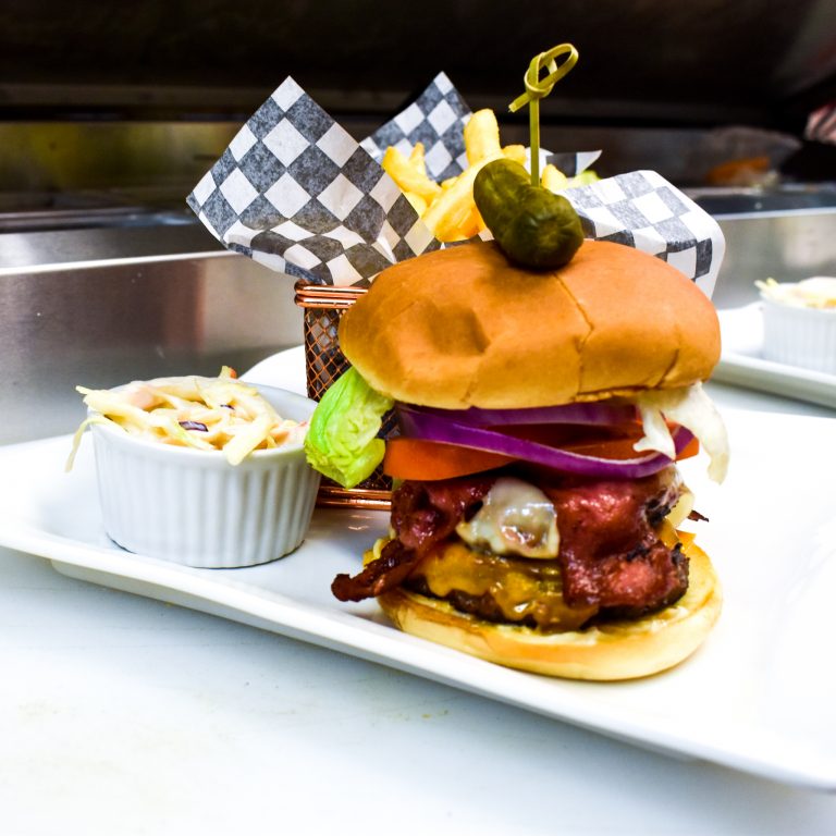 Jay Bee's Diner – Steaks, Shakes, Pancakes, Pizza, Pasta, and Burgers